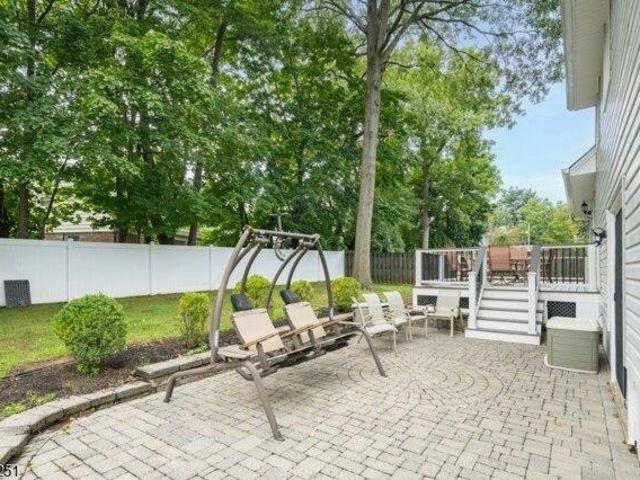 house with 4 bedroom, Springfield NJ ES105207165