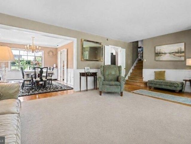 house with 4 bedroom, Springfield PA ES103601098