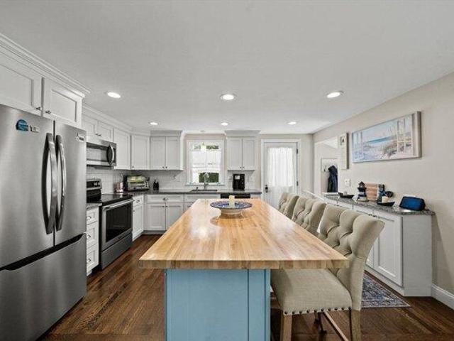 house with 4 bedroom, Swampscott MA ES105082630