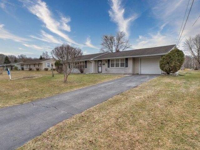 house with 4 bedroom, Swansea MA DLS102824310