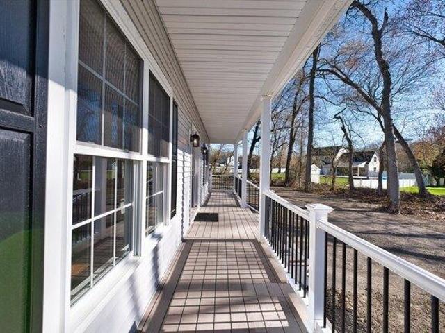 house with 4 bedroom, Swansea MA ES103442946