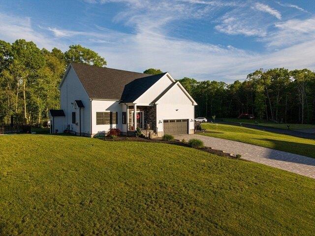 house with 4 bedroom, Swansea MA ES103848514