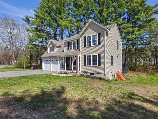 house with 4 bedroom, Swanzey NH DS102318567