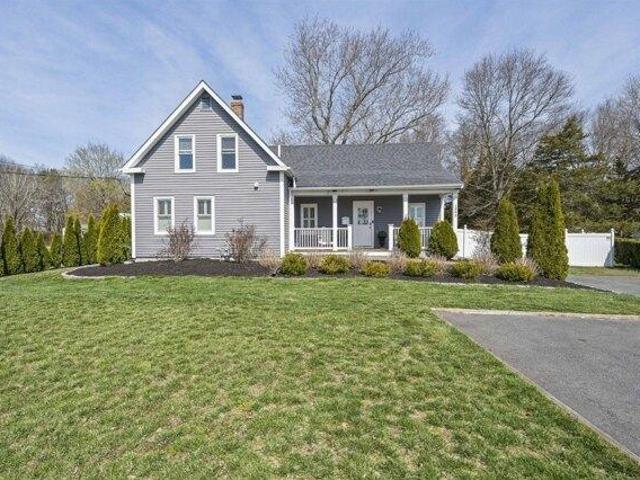 house with 4 bedroom, Stoughton MA DS102121765