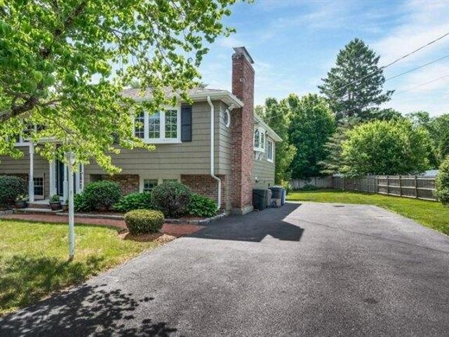 house with 4 bedroom, Stoughton MA DS103809563