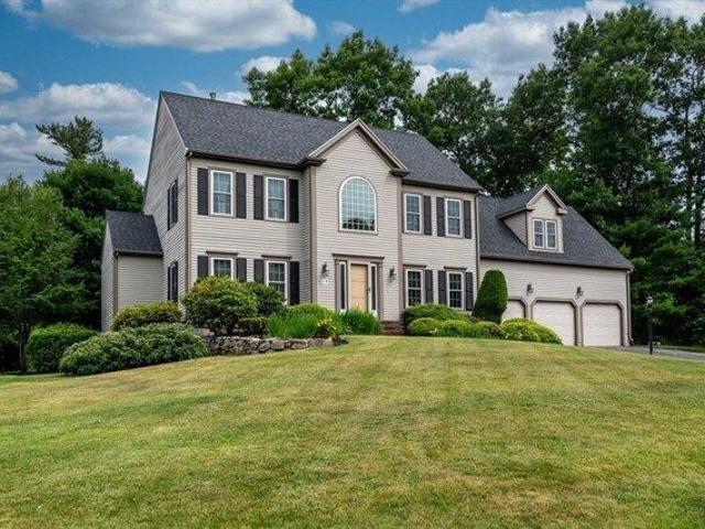 house with 4 bedroom, Stoughton MA DS104480247