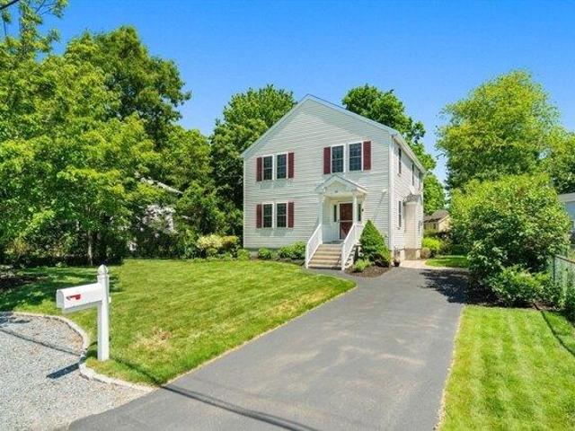 house with 4 bedroom, Stoughton MA DS104010165