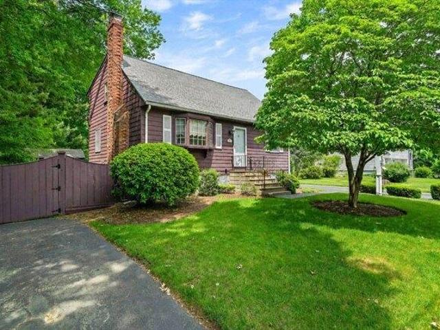 house with 4 bedroom, Stoughton MA DS104010346