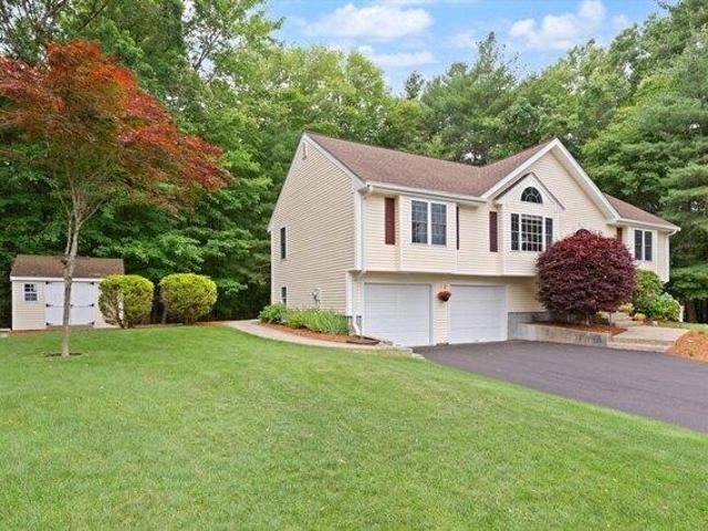 house with 4 bedroom, Stoughton MA ES104834308