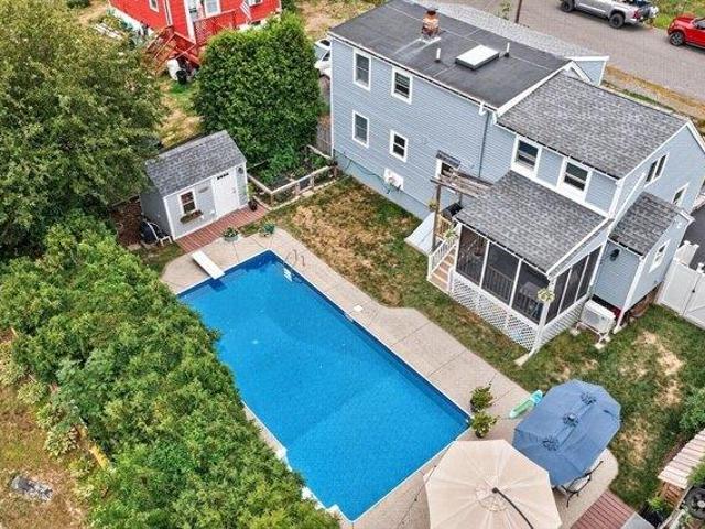 house with 4 bedroom, Stoughton MA ES104921423