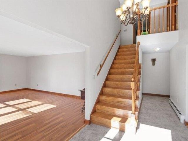 house with 4 bedroom, Stoughton MA ES104262871