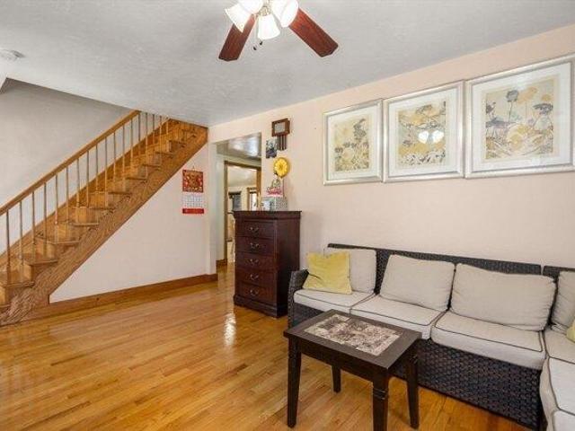 house with 4 bedroom, Stoughton MA ES105060758