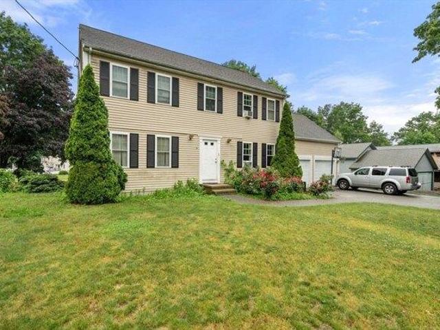 house with 4 bedroom, Stoughton MA ES105060265