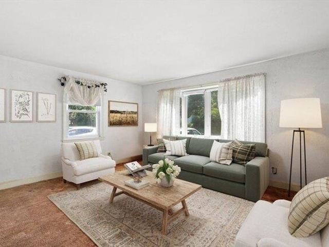 house with 4 bedroom, Stoughton MA ES105159032