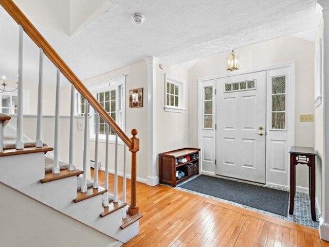 house with 4 bedroom, Stow MA DLS102370468