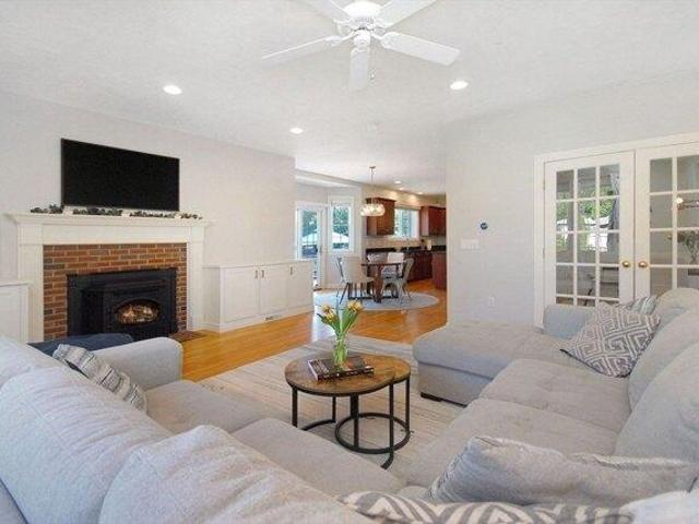 house with 4 bedroom, Stow MA ES104539223