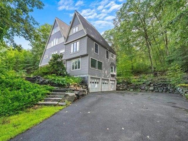 house with 4 bedroom, Stow MA ES104849024
