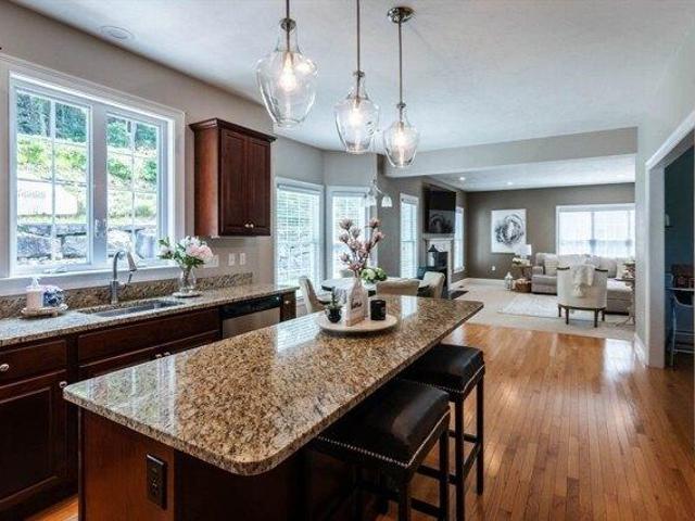 house with 4 bedroom, Stow MA ES105160135