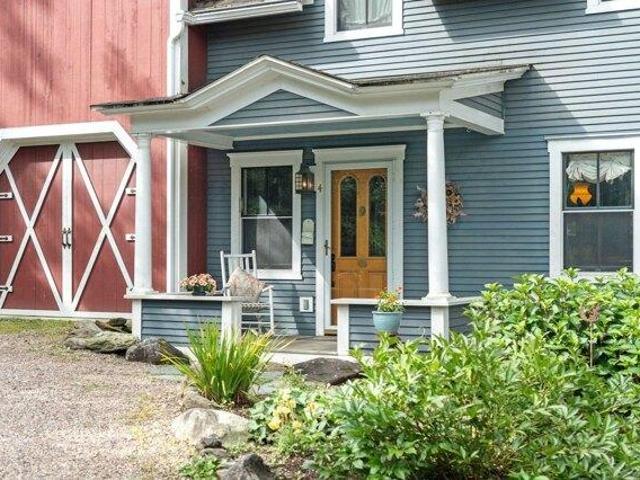 house with 4 bedroom, Stowe VT ES104042080