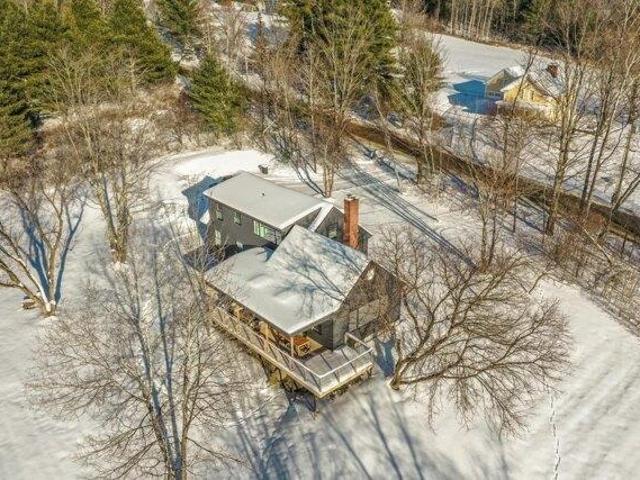 house with 4 bedroom, Stowe VT ES104114227