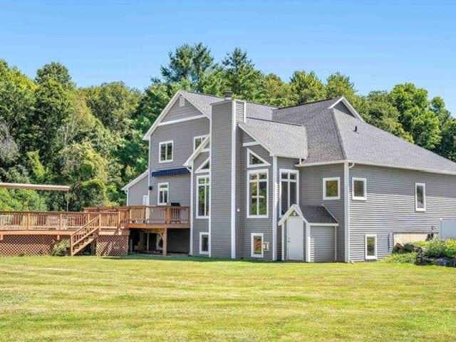 house with 4 bedroom, Stowe VT ES104115817