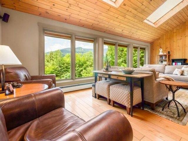 house with 4 bedroom, Stowe VT ES104297256