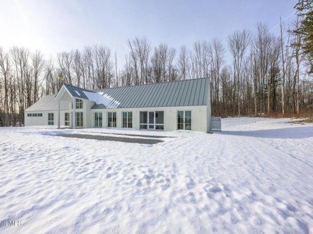 house with 4 bedroom, Stockbridge MA DLS102000296