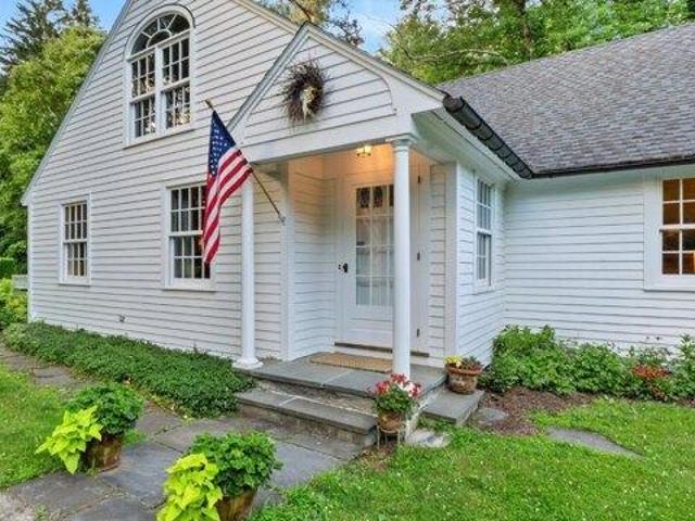 house with 4 bedroom, Stockbridge MA ES103187353