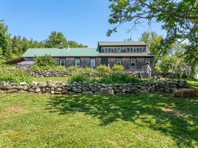 house with 4 bedroom, Stockton Springs ME DLS102480009