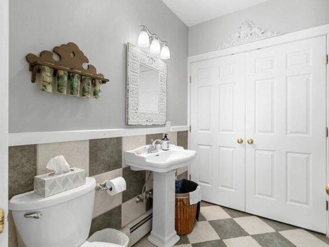 house with 4 bedroom, Stockton Springs ME ES105114035