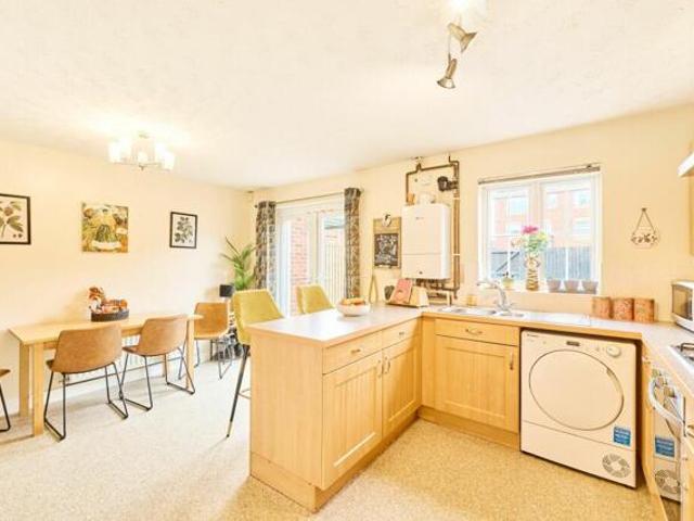 House With 4 Bedroom Stoke On Trent Staffordshire DS85666461