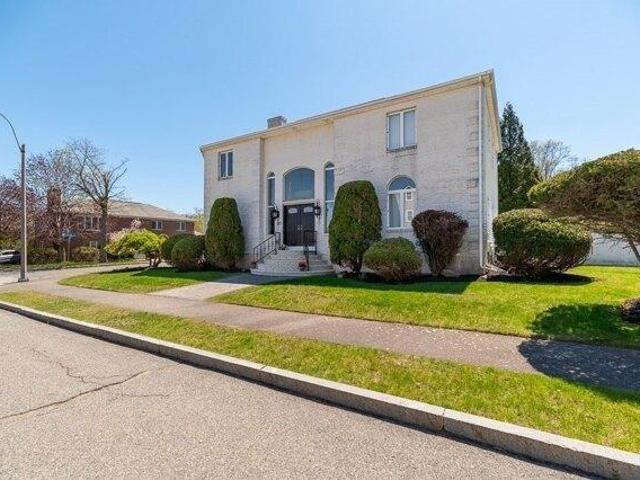 house with 4 bedroom, Stoneham MA DLS102346804