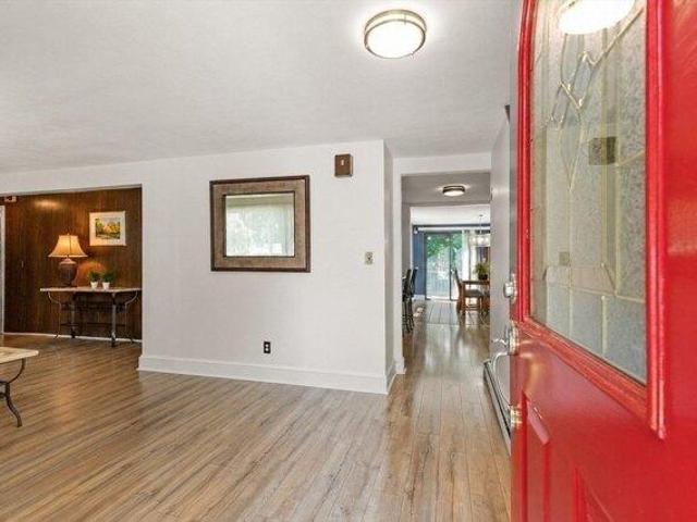 house with 4 bedroom, Stoneham MA DS103852158
