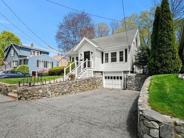 house with 4 bedroom, Stoneham MA ES103248613