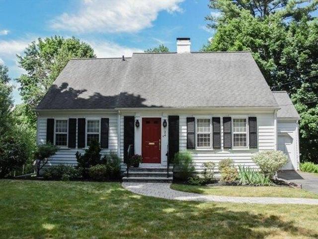 house with 4 bedroom, Stoneham MA ES103930657