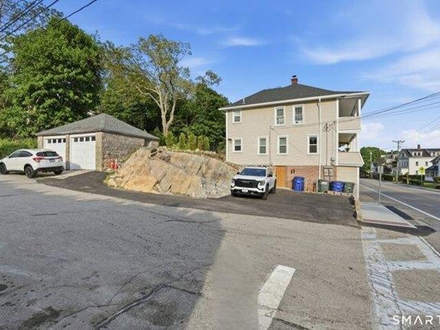 house with 4 bedroom, Stonington CT DLS102725391