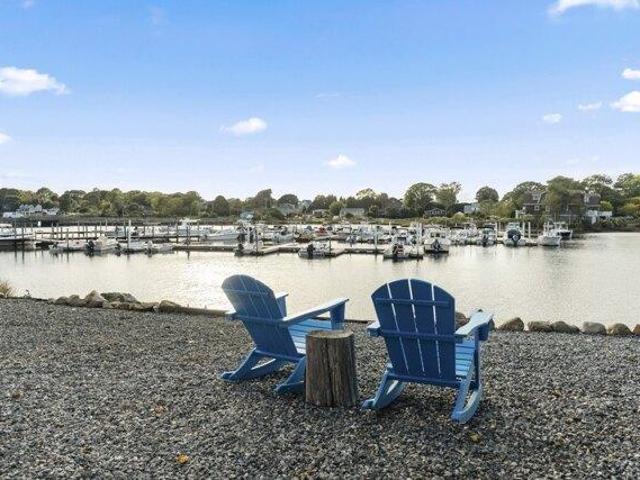 house with 4 bedroom, Stonington CT DS103069521