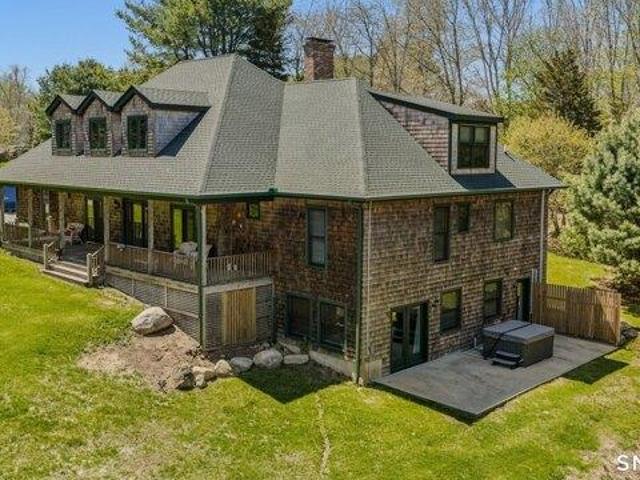 house with 4 bedroom, Stonington CT DS103159655
