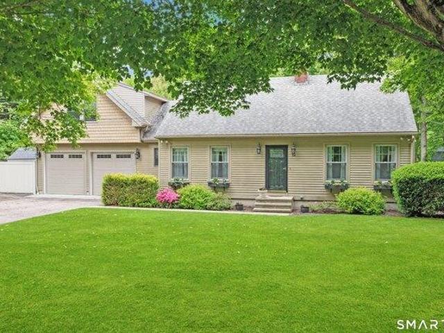 house with 4 bedroom, Stonington CT ES104076567