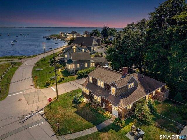 house with 4 bedroom, Stonington CT ES104851549