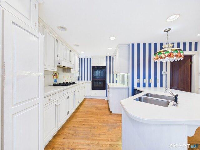 house with 4 bedroom, Stonington CT ES104851809