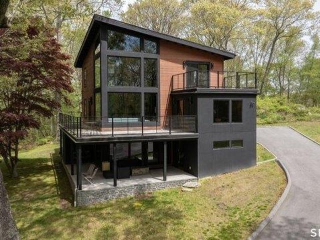 house with 4 bedroom, Stonington CT ES104852080