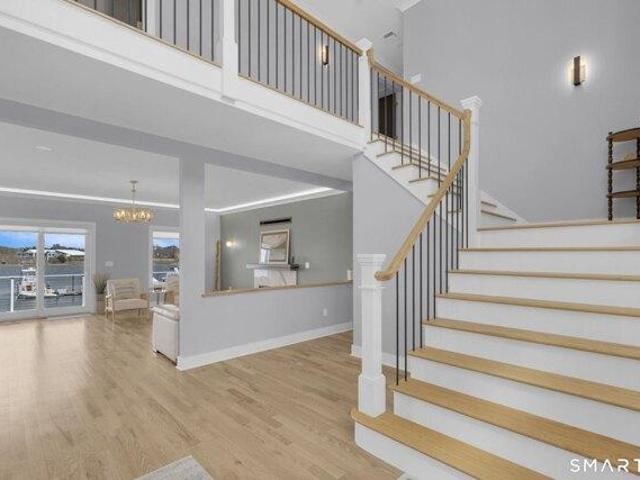 house with 4 bedroom, Stonington CT ES105155829