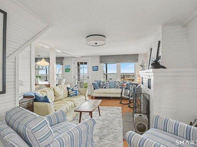house with 4 bedroom, Stonington CT ES103665191
