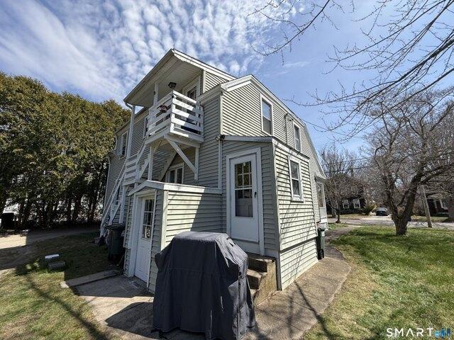 house with 4 bedroom, Stonington CT ES103665504