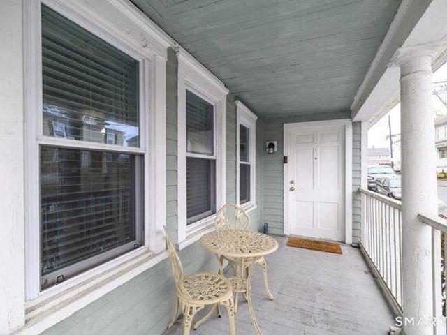 house with 4 bedroom, Stamford CT DLS101858857