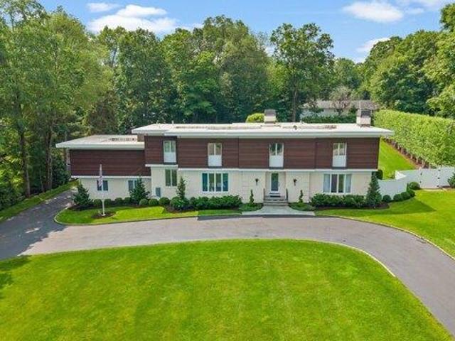 house with 4 bedroom, Stamford CT DLS102027424