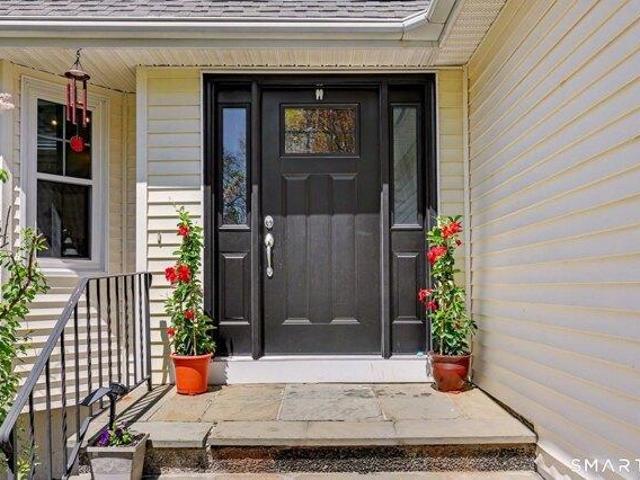 house with 4 bedroom, Stamford CT DLS102064193