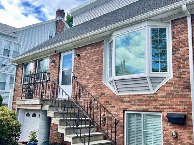 house with 4 bedroom, Stamford CT DS104149147