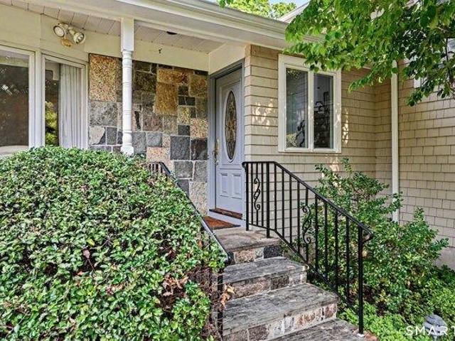 house with 4 bedroom, Stamford CT DS104264607